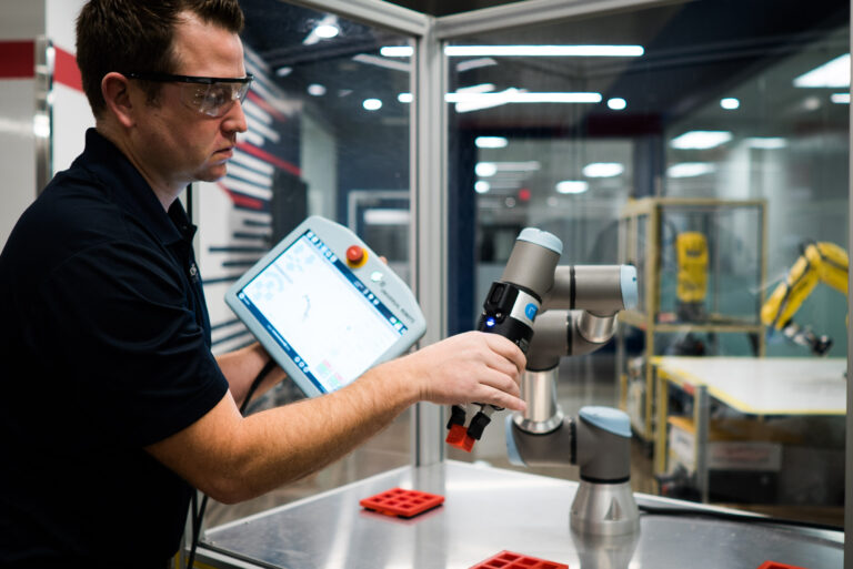 Mechatronics Labs – Applied Research and Innovation Office